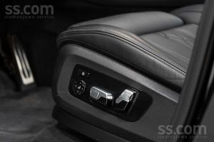 Black BMW X5 2021 in Tukums, with an engine capacity of 3.00 L and mileage of 157 thousand km for 49990 €, photo 4 on AUTOMOTO.COM.LV