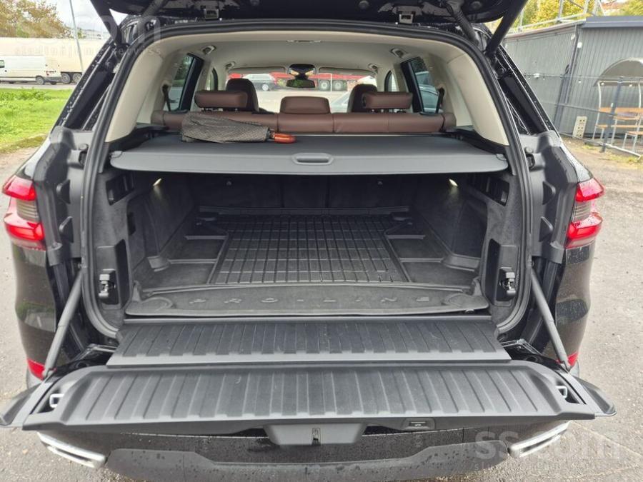 Black BMW X5 2021 in Riga, with an engine capacity of 3.00 L and mileage of 166 thousand km for 33990 €, photo 25 on AUTOMOTO.COM.LV