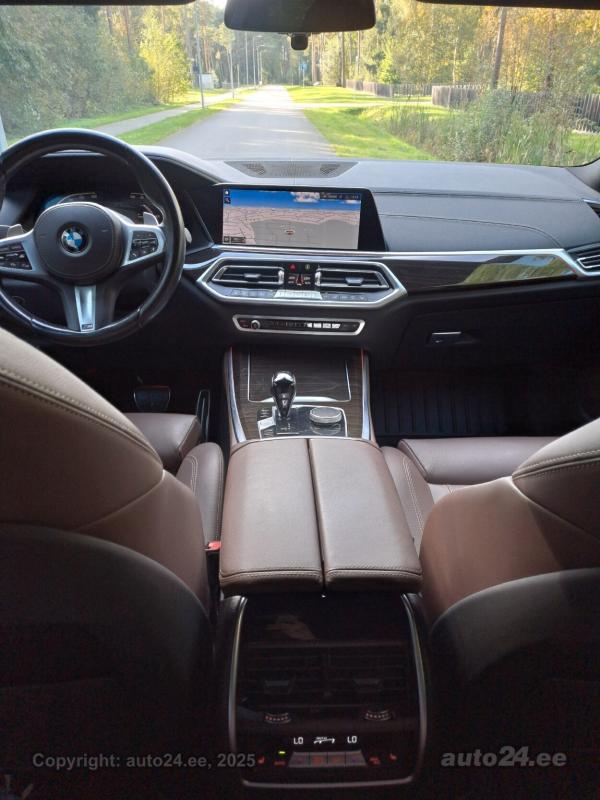 Melns BMW X5 2022 Tallina, ar dzinēja tilpumu 3.00 L un nobraukumu 79 tūkst. km par 62900 €, foto 11 vietnē AUTOMOTO.COM.LV