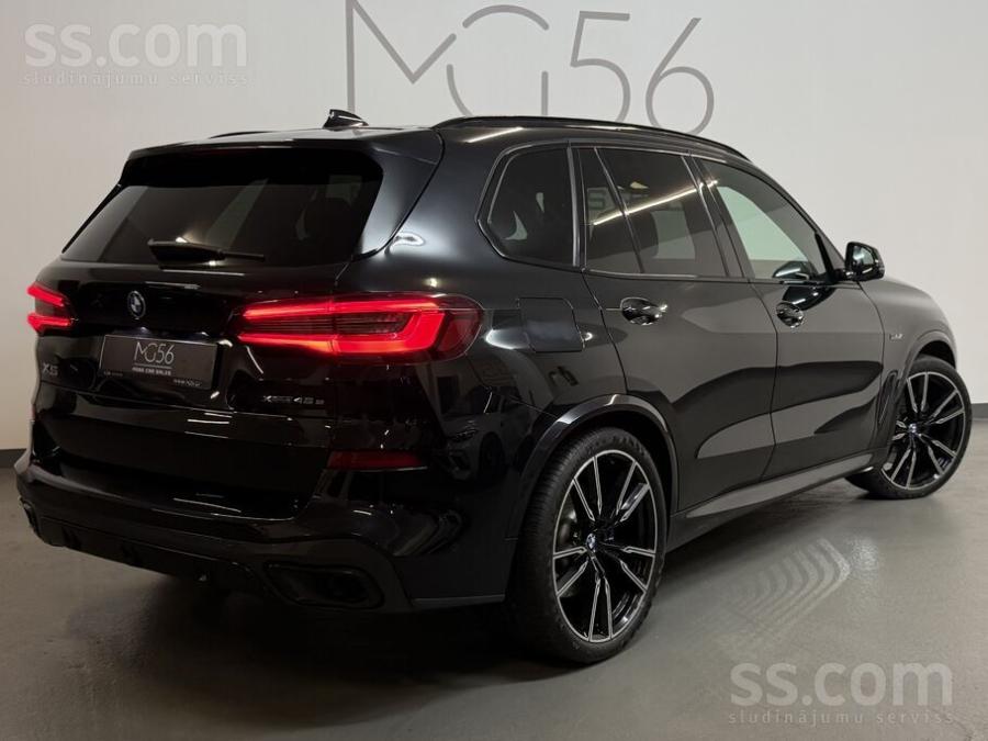 Melns BMW X5 2022 Rīga, ar dzinēja tilpumu 3.00 L un nobraukumu 83 tūkst. km par 58900 €, foto 5 vietnē AUTOMOTO.COM.LV