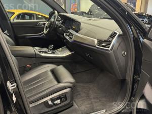 Melns BMW X5 2022 Rīga, ar dzinēja tilpumu 3.00 L un nobraukumu 74 tūkst. km par 64990 €, foto 14 vietnē AUTOMOTO.COM.LV