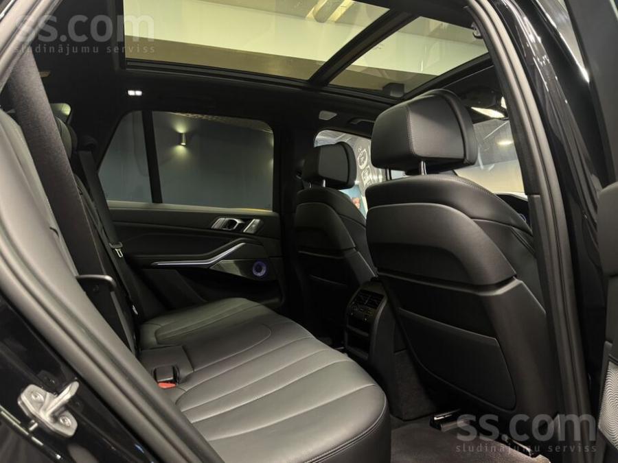 Melns BMW X5 2022 Rīga, ar dzinēja tilpumu 3.00 L un nobraukumu 74 tūkst. km par 64990 €, foto 31 vietnē AUTOMOTO.COM.LV