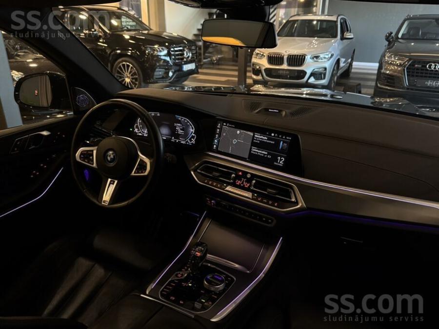 Melns BMW X5 2022 Rīga, ar dzinēja tilpumu 3.00 L un nobraukumu 74 tūkst. km par 64990 €, foto 35 vietnē AUTOMOTO.COM.LV