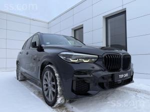 Melns BMW X5 2022 Rīga, ar dzinēja tilpumu 3.00 L un nobraukumu 73 tūkst. km par 54950 €, foto  vietnē AUTOMOTO.COM.LV