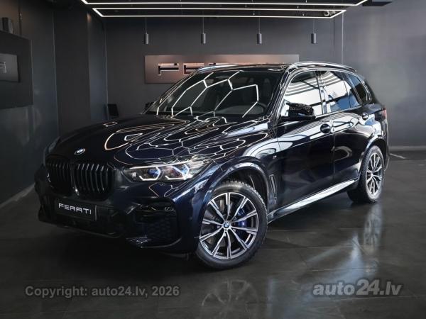 Melns BMW X5 2022 Tallina, ar dzinēja tilpumu 4.40 L un nobraukumu 82 tūkst. km par 59900 €, foto 1 vietnē AUTOMOTO.COM.LV