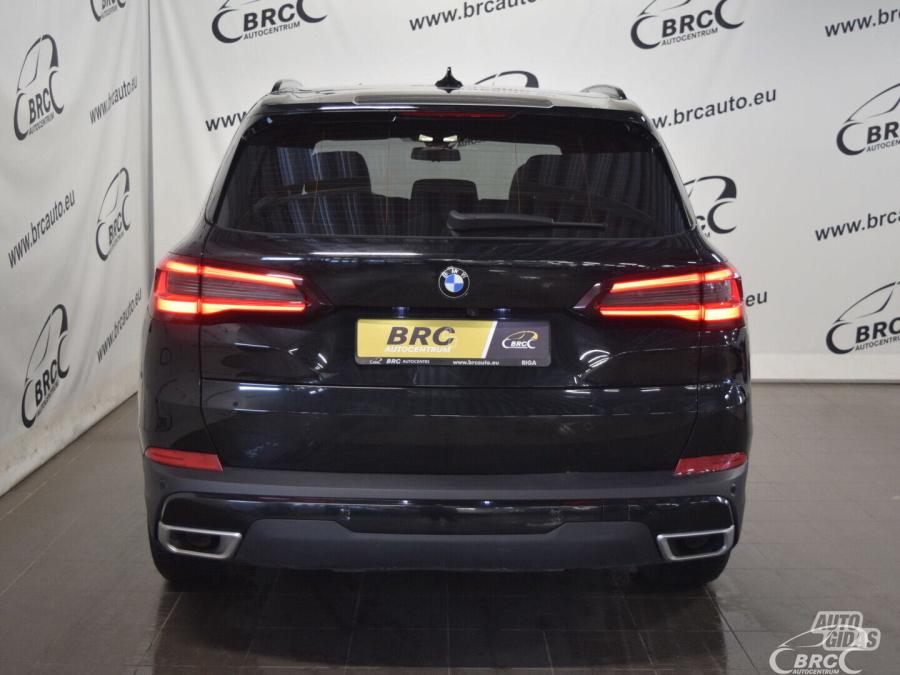 Melns BMW X5 2022 Rīga, ar dzinēja tilpumu 3.00 L un nobraukumu 192 tūkst. km par 37500 €, foto 29 vietnē AUTOMOTO.COM.LV