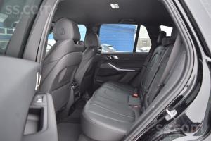 Black BMW X5 2022 in Riga, with an engine capacity of 3.00 L and mileage of 192 thousand km for 35900 €, photo 16 on AUTOMOTO.COM.LV