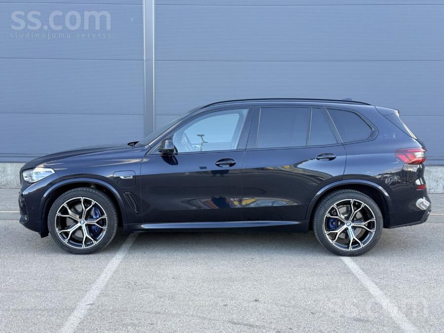 Melns BMW X5 2022 Rīga, ar dzinēja tilpumu 3.00 L un nobraukumu 161 tūkst. km par 46500 €, foto 5 vietnē AUTOMOTO.COM.LV