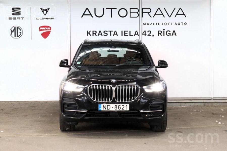 Melns BMW X5 2022 Rīga, ar dzinēja tilpumu 3.00 L un nobraukumu 112 tūkst. km par 45700 €, foto 3 vietnē AUTOMOTO.COM.LV