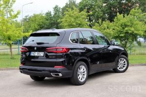 Melns BMW X5 2022 Rīga, ar dzinēja tilpumu 3.00 L un nobraukumu 112 tūkst. km par 45700 €, foto 35 vietnē AUTOMOTO.COM.LV