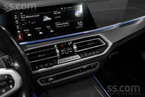 Melns BMW X5 2022 Rīga, ar dzinēja tilpumu 3.00 L un nobraukumu 59 tūkst. km par 47500 €, foto 25 vietnē AUTOMOTO.COM.LV