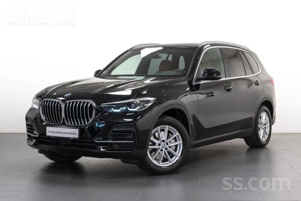Melns BMW X5 2022 Rīga, ar dzinēja tilpumu 3.00 L un nobraukumu 23 tūkst. km par 46500 €, foto 1 vietnē AUTOMOTO.COM.LV