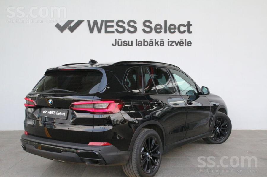 Melns BMW X5 2022 Rīga, ar dzinēja tilpumu 3.00 L un nobraukumu 103 tūkst. km par 51500 €, foto 4 vietnē AUTOMOTO.COM.LV