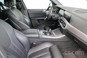 Melns BMW X5 2022 Rīga, ar dzinēja tilpumu 3.00 L un nobraukumu 103 tūkst. km par 51500 €, foto 10 vietnē AUTOMOTO.COM.LV