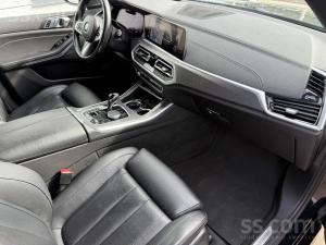 Black BMW X5 2022 in Riga, with an engine capacity of 3.00 L and mileage of 79 thousand km for 49500 €, photo 11 on AUTOMOTO.COM.LV