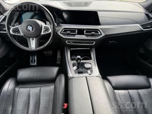 Black BMW X5 2022 in Riga, with an engine capacity of 3.00 L and mileage of 79 thousand km for 49500 €, photo 12 on AUTOMOTO.COM.LV