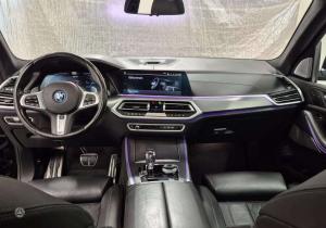 Melns BMW X5 2022 Viļņa, ar dzinēja tilpumu 3.00 L un nobraukumu 71 tūkst. km par 67000 €, foto 7 vietnē AUTOMOTO.COM.LV