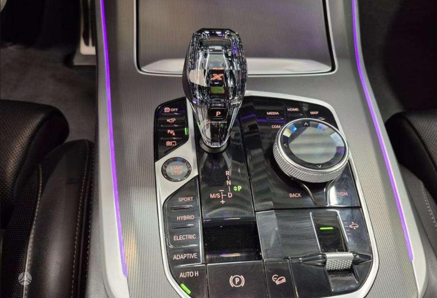 Melns BMW X5 2022 Viļņa, ar dzinēja tilpumu 3.00 L un nobraukumu 71 tūkst. km par 67000 €, foto 10 vietnē AUTOMOTO.COM.LV