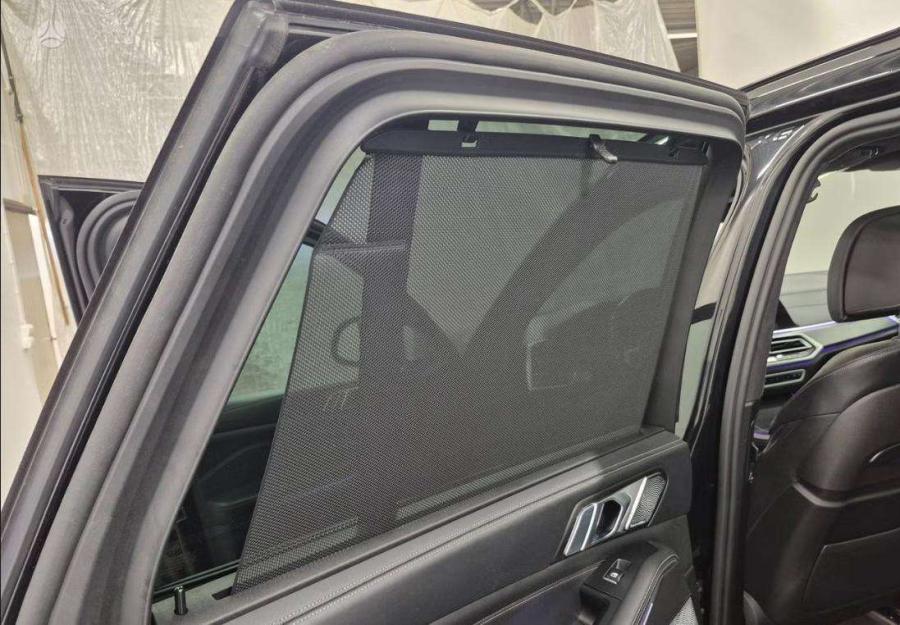 Melns BMW X5 2022 Viļņa, ar dzinēja tilpumu 3.00 L un nobraukumu 71 tūkst. km par 67000 €, foto 12 vietnē AUTOMOTO.COM.LV
