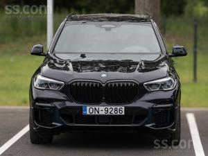 Melns BMW X5 2022 Rīga, ar dzinēja tilpumu 3.00 L un nobraukumu 160 tūkst. km par 45990 €, foto 3 vietnē AUTOMOTO.COM.LV