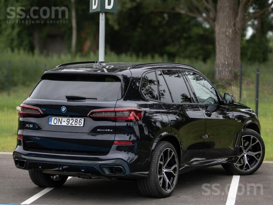 Melns BMW X5 2022 Rīga, ar dzinēja tilpumu 3.00 L un nobraukumu 160 tūkst. km par 45990 €, foto 7 vietnē AUTOMOTO.COM.LV