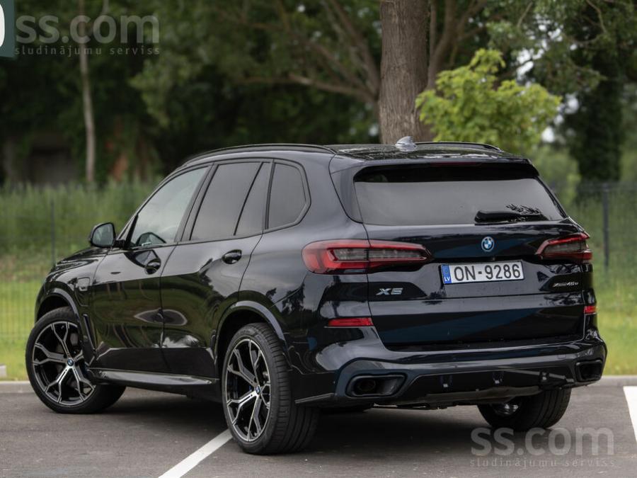 Melns BMW X5 2022 Rīga, ar dzinēja tilpumu 3.00 L un nobraukumu 160 tūkst. km par 45990 €, foto 8 vietnē AUTOMOTO.COM.LV