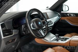 Melns BMW X5 2022 Rīga, ar dzinēja tilpumu 3.00 L un nobraukumu 89 tūkst. km par 43900 €, foto 4 vietnē AUTOMOTO.COM.LV