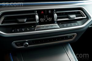 Melns BMW X5 2022 Rīga, ar dzinēja tilpumu 3.00 L un nobraukumu 89 tūkst. km par 43900 €, foto 16 vietnē AUTOMOTO.COM.LV