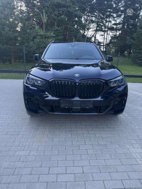Melns BMW X5 2022 Viļņa, ar dzinēja tilpumu 3.00 L un nobraukumu 65 tūkst. km par 51425 €, foto 2 vietnē AUTOMOTO.COM.LV