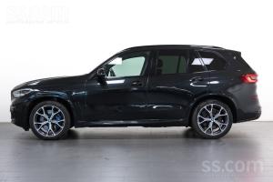 Melns BMW X5 2022 Rīga, ar dzinēja tilpumu 3.00 L un nobraukumu 106 tūkst. km par 55500 €, foto 3 vietnē AUTOMOTO.COM.LV