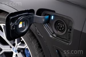 Melns BMW X5 2022 Rīga, ar dzinēja tilpumu 3.00 L un nobraukumu 106 tūkst. km par 55500 €, foto 31 vietnē AUTOMOTO.COM.LV