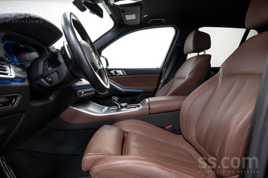 Melns BMW X5 2022 Rīga, ar dzinēja tilpumu 3.00 L un nobraukumu 106 tūkst. km par 55500 €, foto 33 vietnē AUTOMOTO.COM.LV