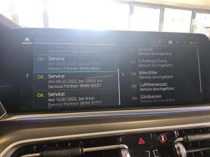 Black BMW X5 2022 in Vilnius, with an engine capacity of 3.00 L and mileage of 151 thousand km for 49989 €, photo 8 on AUTOMOTO.COM.LV