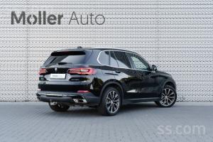 Melns BMW X5 2022 Rīga, ar dzinēja tilpumu 3.00 L un nobraukumu 120 tūkst. km par 39350 €, foto 5 vietnē AUTOMOTO.COM.LV