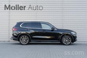 Melns BMW X5 2022 Rīga, ar dzinēja tilpumu 3.00 L un nobraukumu 120 tūkst. km par 39350 €, foto 6 vietnē AUTOMOTO.COM.LV