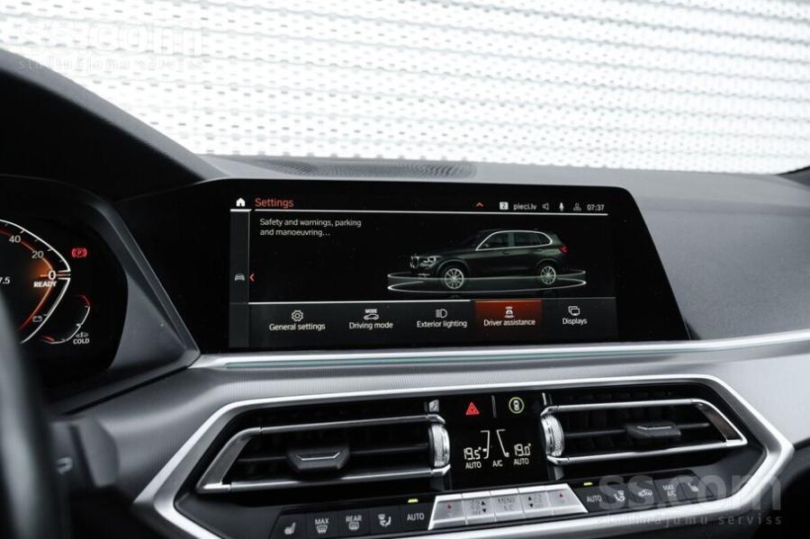 Melns BMW X5 2022 Rīga, ar dzinēja tilpumu 3.00 L un nobraukumu 120 tūkst. km par 39350 €, foto 18 vietnē AUTOMOTO.COM.LV