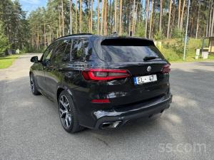 Melns BMW X5 2022 Rīga, ar dzinēja tilpumu 3.00 L un nobraukumu 92 tūkst. km par 54300 €, foto 5 vietnē AUTOMOTO.COM.LV