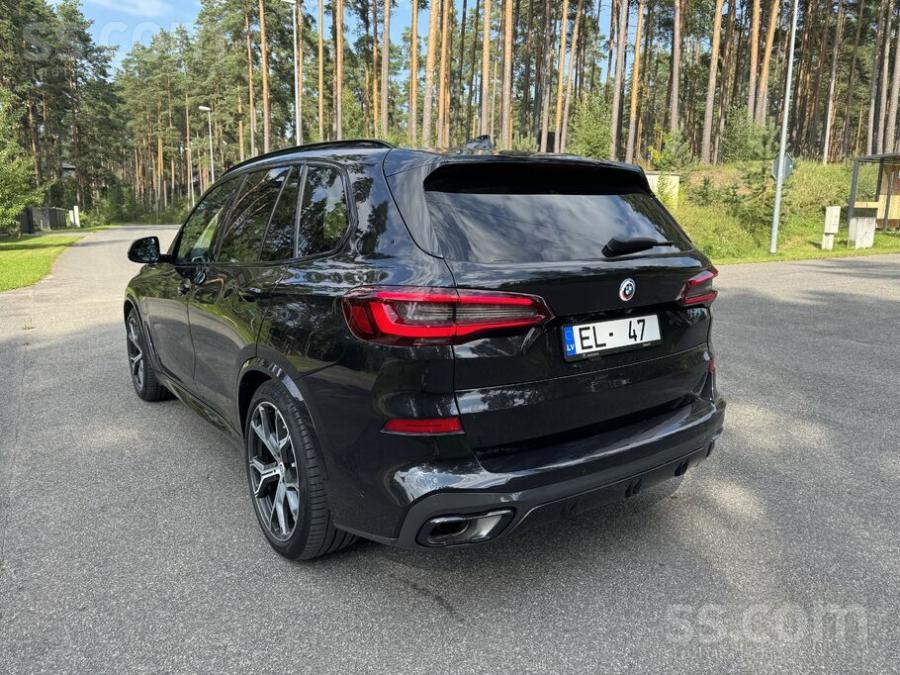 Melns BMW X5 2022 Rīga, ar dzinēja tilpumu 3.00 L un nobraukumu 92 tūkst. km par 54300 €, foto 5 vietnē AUTOMOTO.COM.LV