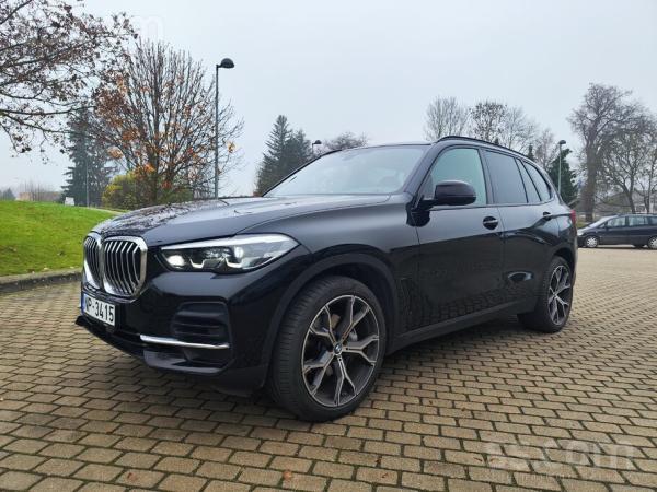 Melns BMW X5 2022 Jelgava, ar dzinēja tilpumu 3.00 L un nobraukumu 43 tūkst. km par 45000 €, foto 8 vietnē AUTOMOTO.COM.LV