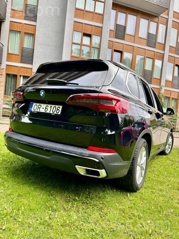 БМВ Х5 2022 в Рига на AUTOMOTO.COM.LV Черный БМВ Х5 2022 в Рига, объемом двигателя 3.00 л и пробегом 130 тыс. км за 38000 €, фото 4 на AUTOMOTO.COM.LV