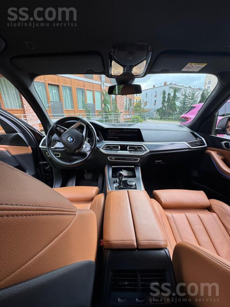 Melns BMW X5 2022 Rīga, ar dzinēja tilpumu 3.00 L un nobraukumu 130 tūkst. km par 38000 €, foto 5 vietnē AUTOMOTO.COM.LV