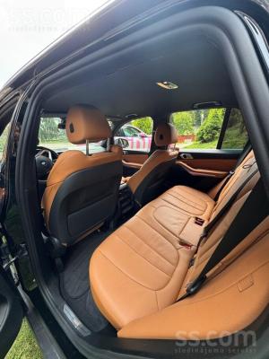 Melns BMW X5 2022 Rīga, ar dzinēja tilpumu 3.00 L un nobraukumu 130 tūkst. km par 38000 €, foto 7 vietnē AUTOMOTO.COM.LV