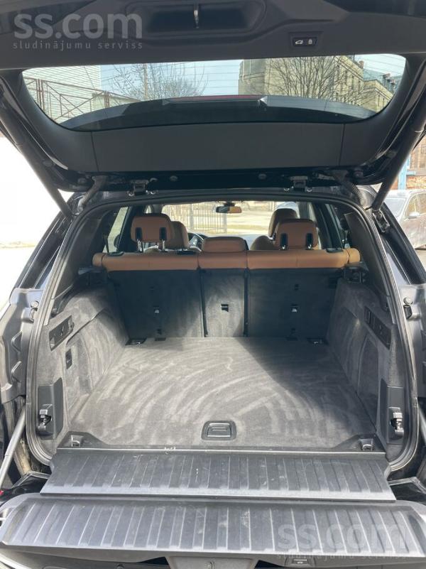Black BMW X5 2022 in Riga, with an engine capacity of 3.00 L and mileage of 78 thousand km for 36500 €, photo 5 on AUTOMOTO.COM.LV
