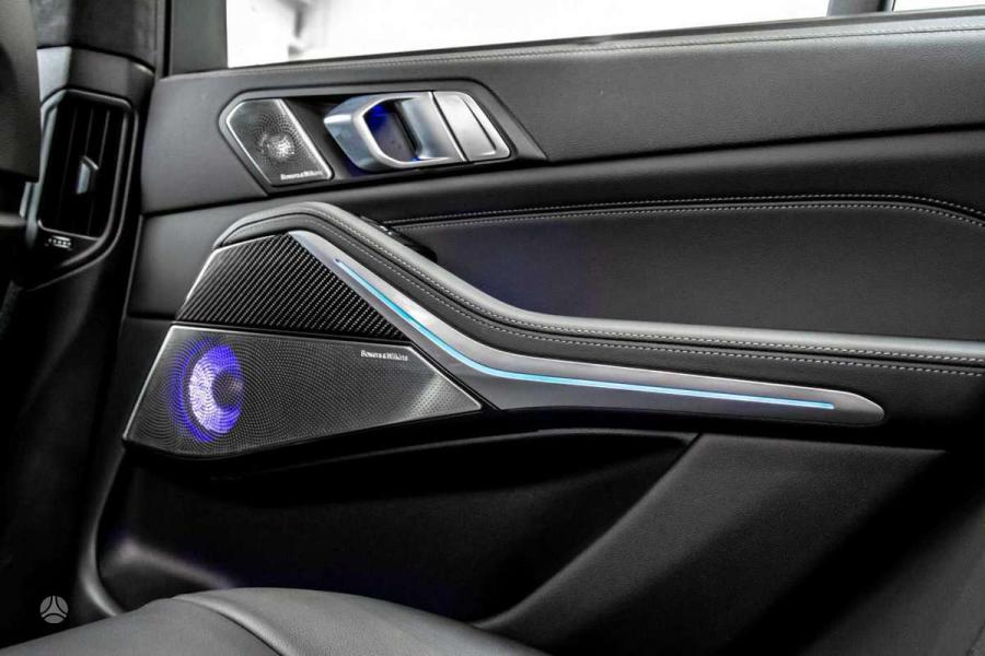 Melns BMW X5 2022 Tukums, ar dzinēja tilpumu 3.00 L un nobraukumu 103 tūkst. km par 61990 €, foto 9 vietnē AUTOMOTO.COM.LV