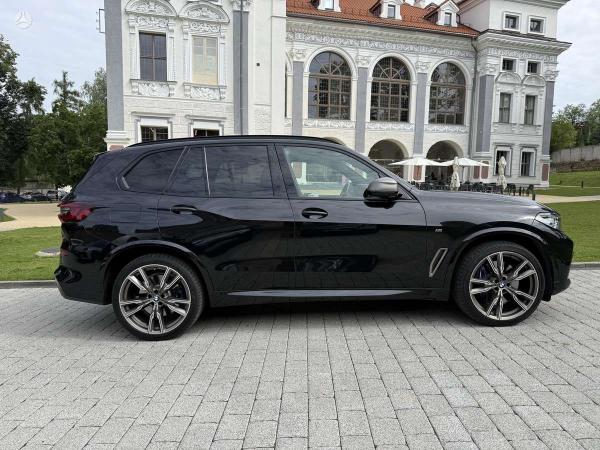 Черный БМВ Х5 2022 в Вильнюс, объемом двигателя 4.40 л и пробегом 77 тыс. км за 55000 €, фото 7 на AUTOMOTO.COM.LV