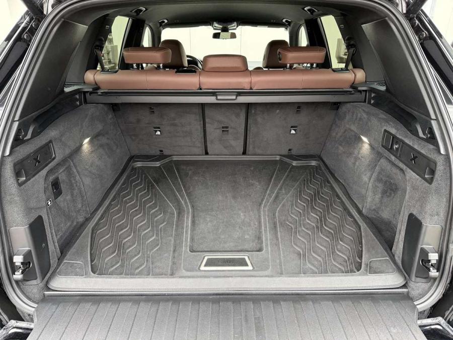 Melns BMW X5 2022 Viļņa, ar dzinēja tilpumu 4.40 L un nobraukumu 77 tūkst. km par 55000 €, foto 15 vietnē AUTOMOTO.COM.LV