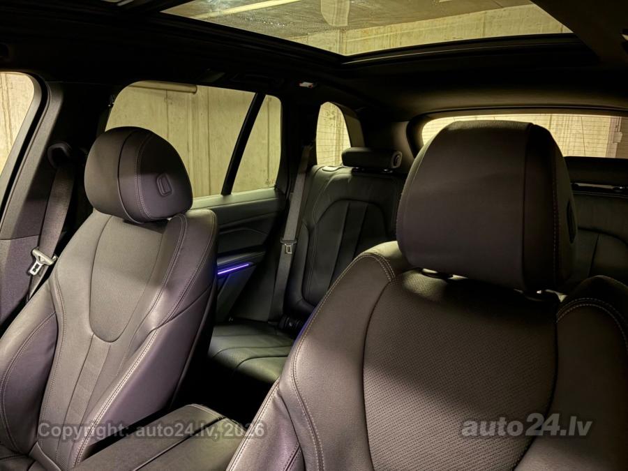 Черный БМВ Х5 2022 в Таллин, объемом двигателя 3.00 л и пробегом 157 тыс. км за 47890 €, фото 14 на AUTOMOTO.COM.LV