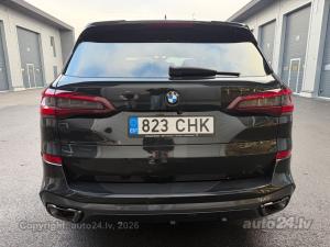 Melns BMW X5 2022 Tallina, ar dzinēja tilpumu 3.00 L un nobraukumu 152 tūkst. km par 54000 €, foto 5 vietnē AUTOMOTO.COM.LV