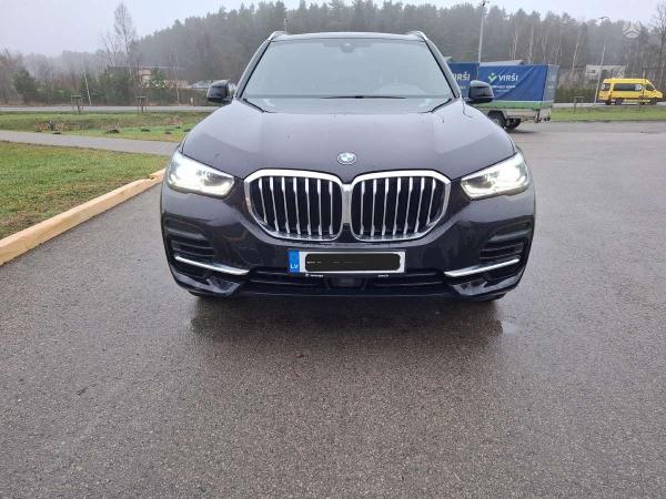 Melns BMW X5 2023 Rīga, ar dzinēja tilpumu 2.99 L un nobraukumu 64 tūkst. km par 46000 €, foto 1 vietnē AUTOMOTO.COM.LV