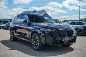 Black BMW X5 2023 in Marijampole, with an engine capacity of 3.00 L and mileage of 165 thousand km for 62950 €, photo  on AUTOMOTO.COM.LV